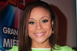 Janelle Davidson - Biografía, historia y legado musical